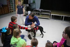 Paws that honor and serve: Tails of Valor brings service dogs to meet O ...