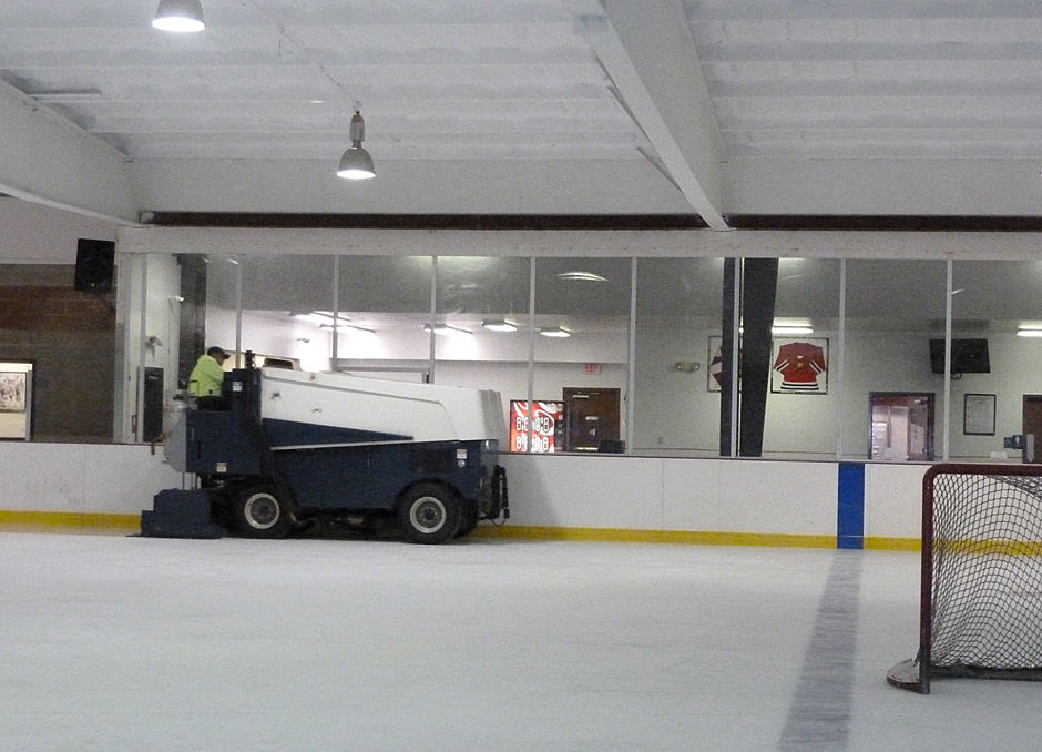 Ice skating season well underway in Bradford - The Bradford Era