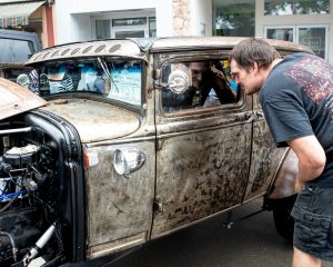 Despite rain, Autumn Daze Car Show draws a crowd - The Bradford Era