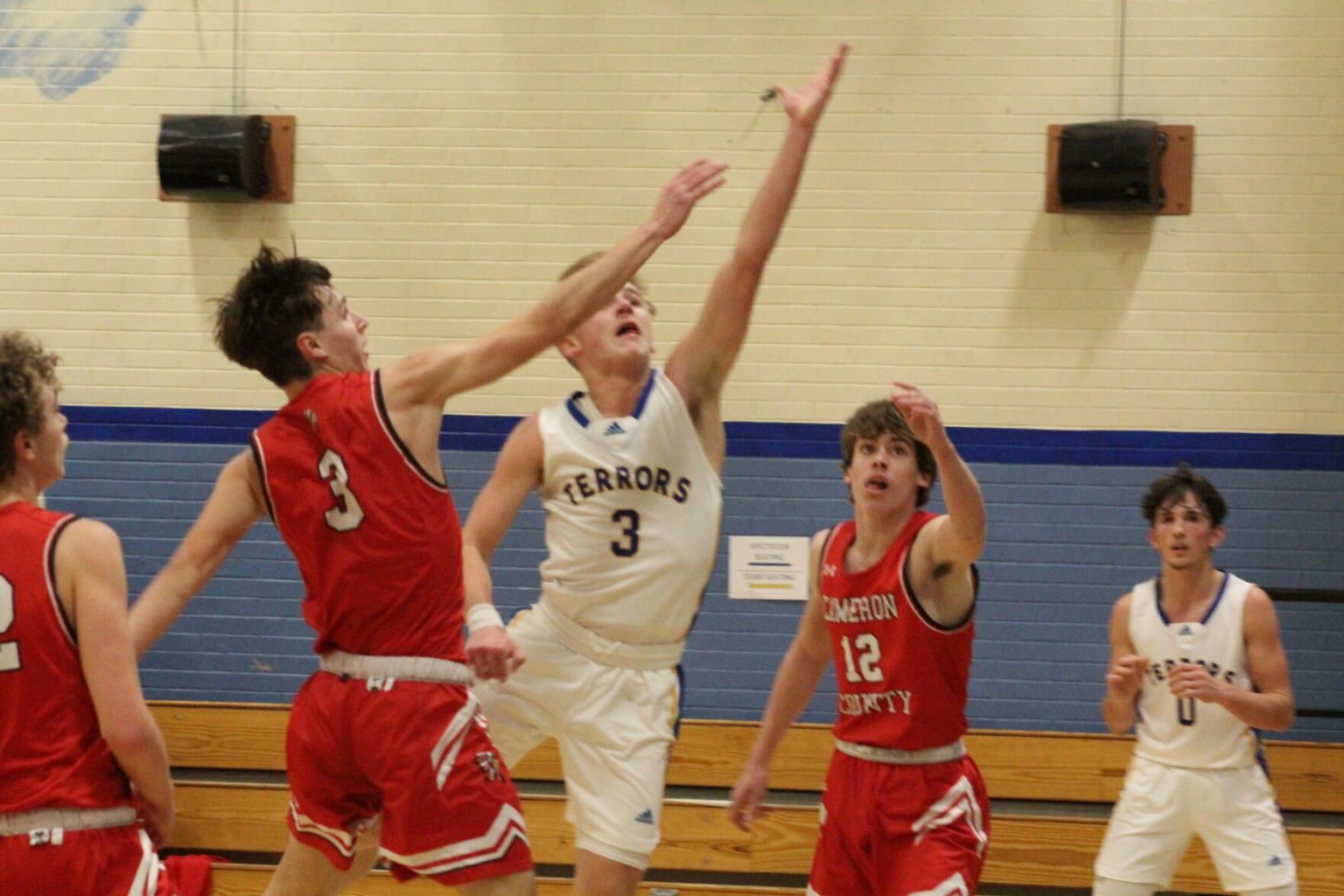 Boys Hoops: Otto-Eldred holds off Cameron County - The Bradford Era