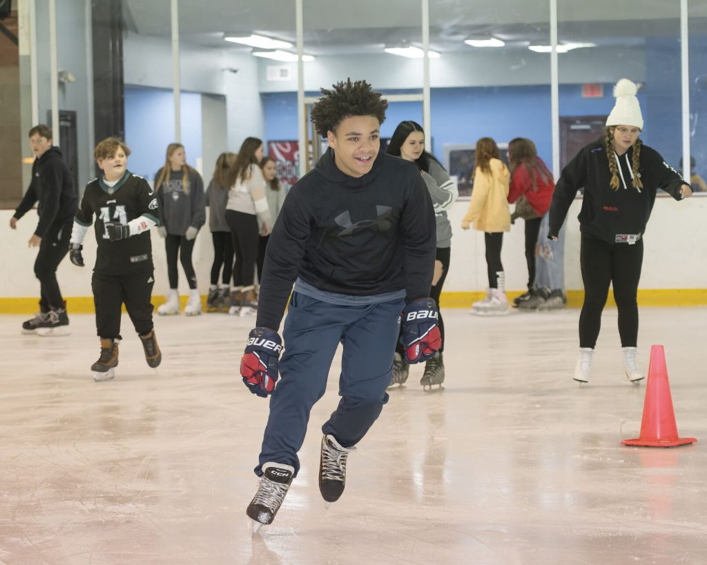 Callahan Ice Rink sees busy first week - The Bradford Era
