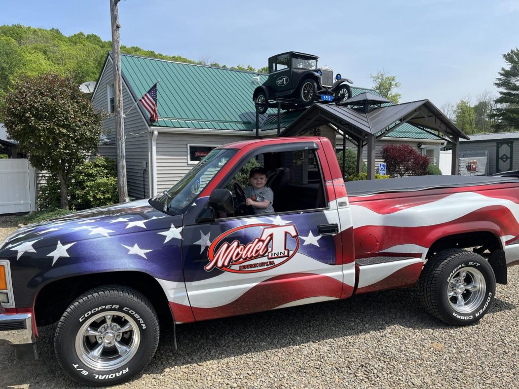 BUSINESS SPOTLIGHT: Model T Inn drives home great taste - The Bradford Era