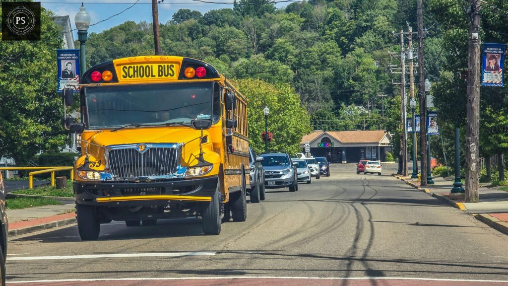 Be on the lookout for kids, buses - The Bradford Era