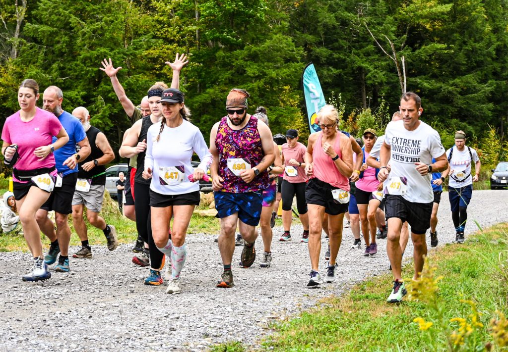 Marilla Trail racers set off - The Bradford Era