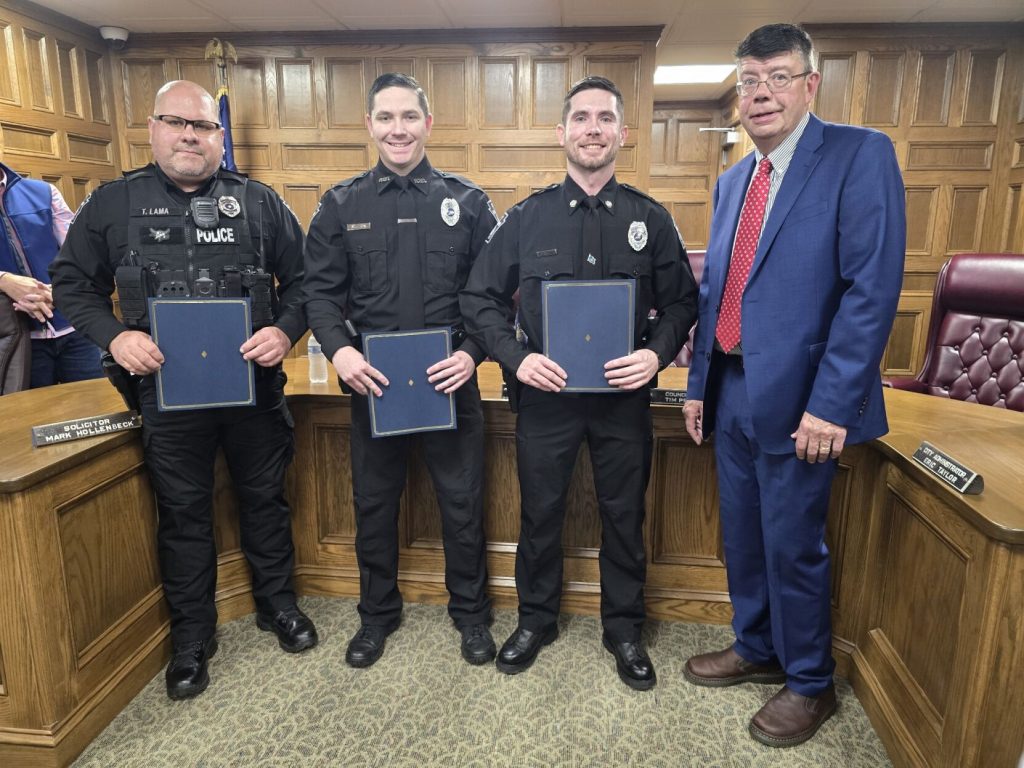 Local police officers recognized for great work - The Bradford Era