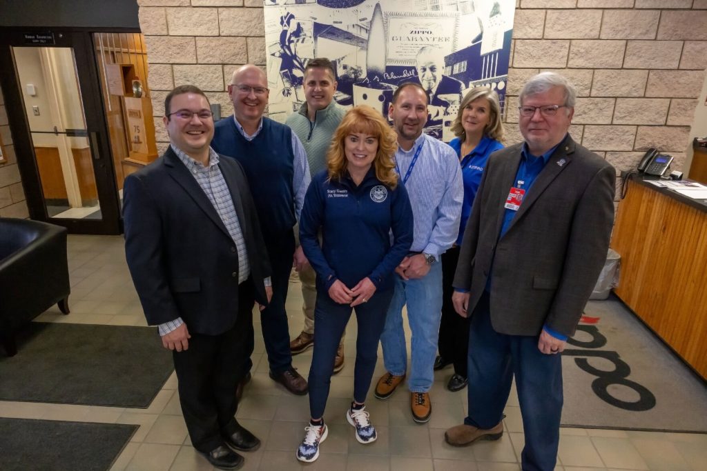 Treasurer Garrity visits Zippo, Case - The Bradford Era