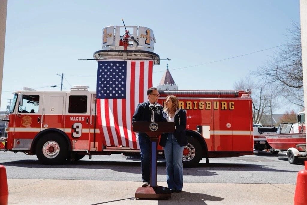 Shapiro talks next steps at firefighter lunch - The Bradford Era