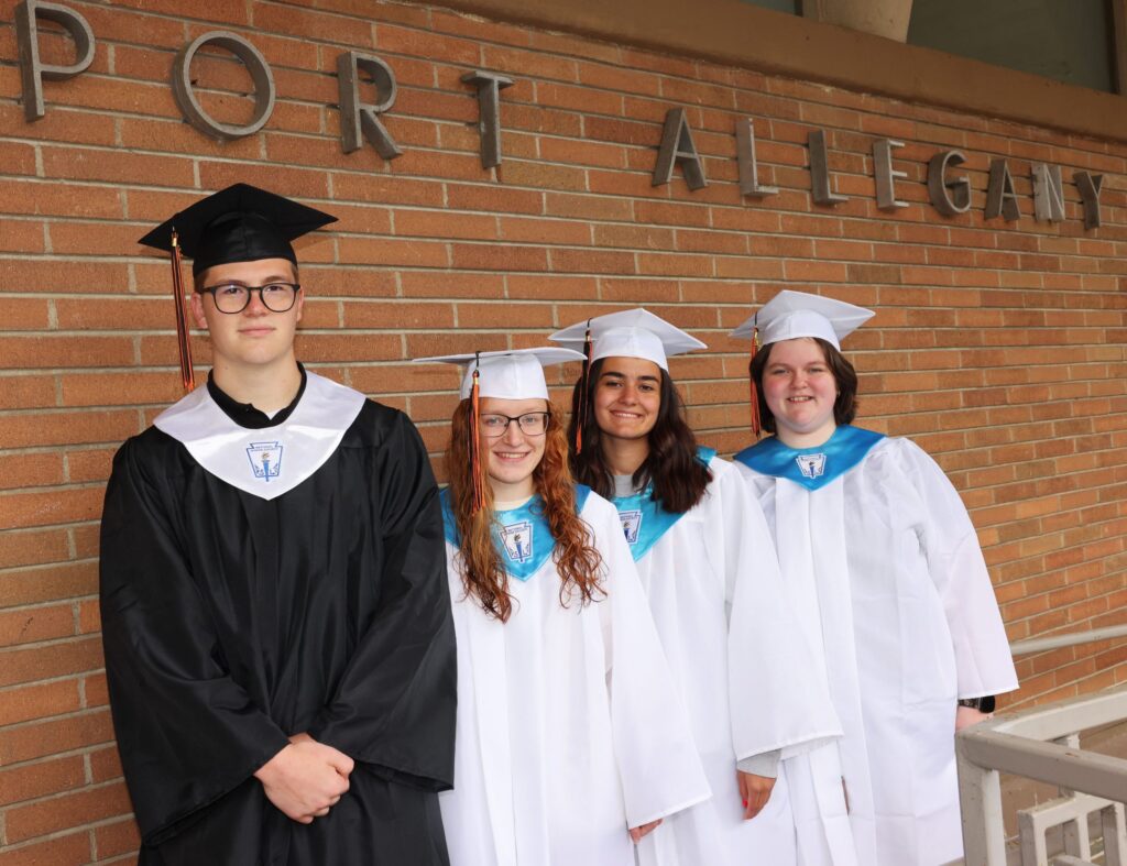 Gators to graduate Friday - The Bradford Era