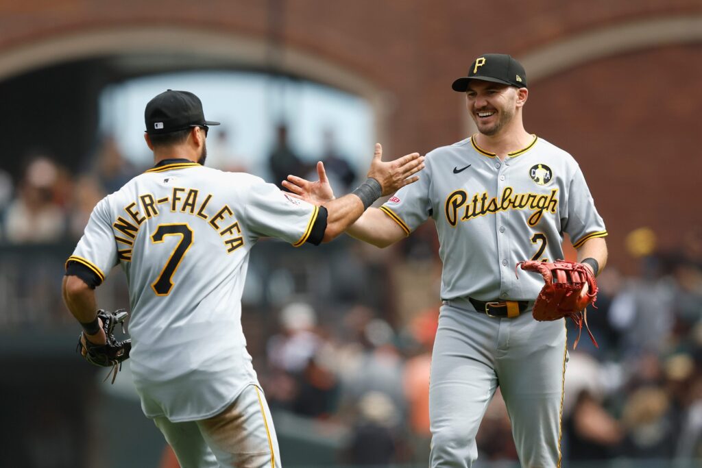 Pirates complete sweep of Giants with 2-1 victory in 10 innings - The ...
