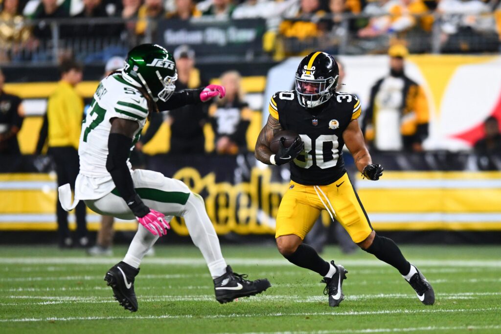 Steelers training camp battles: Jaylen Warren, Payton Wilson hold on to ...