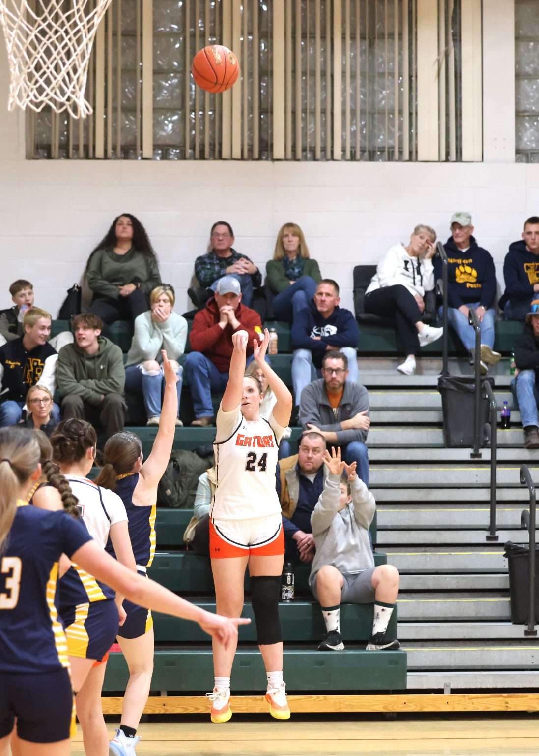 Boyfriend is in no hurry to make a commitment - The Bradford Era